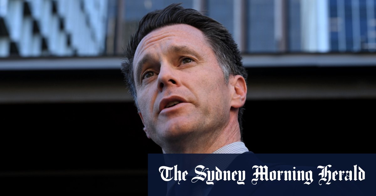 NSW Labor conference: Chris Minns promises 10,000 teachers and NSW-made ...