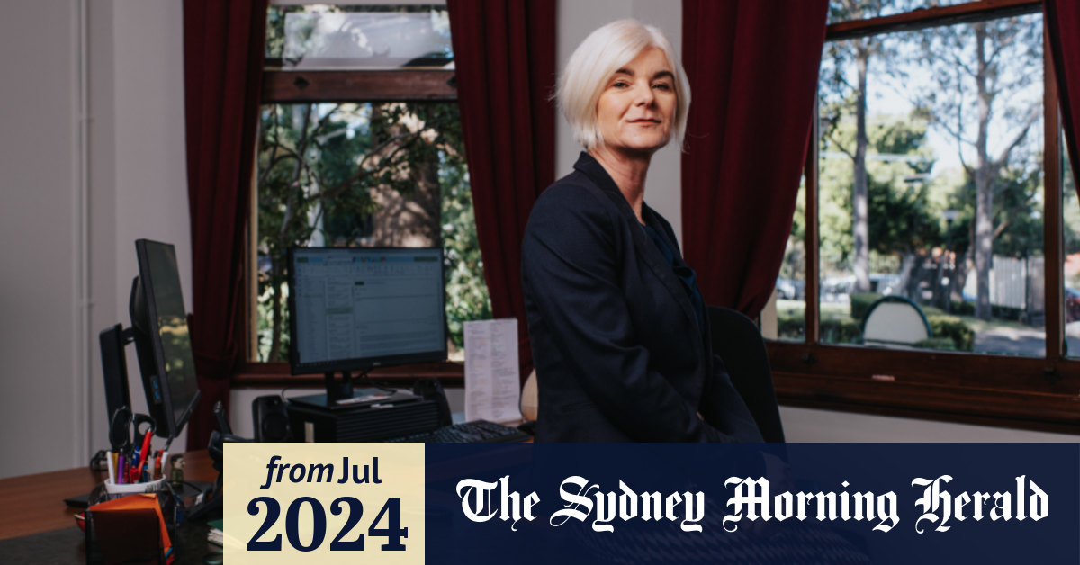 James Ruse principal to take Sydney Girls High job