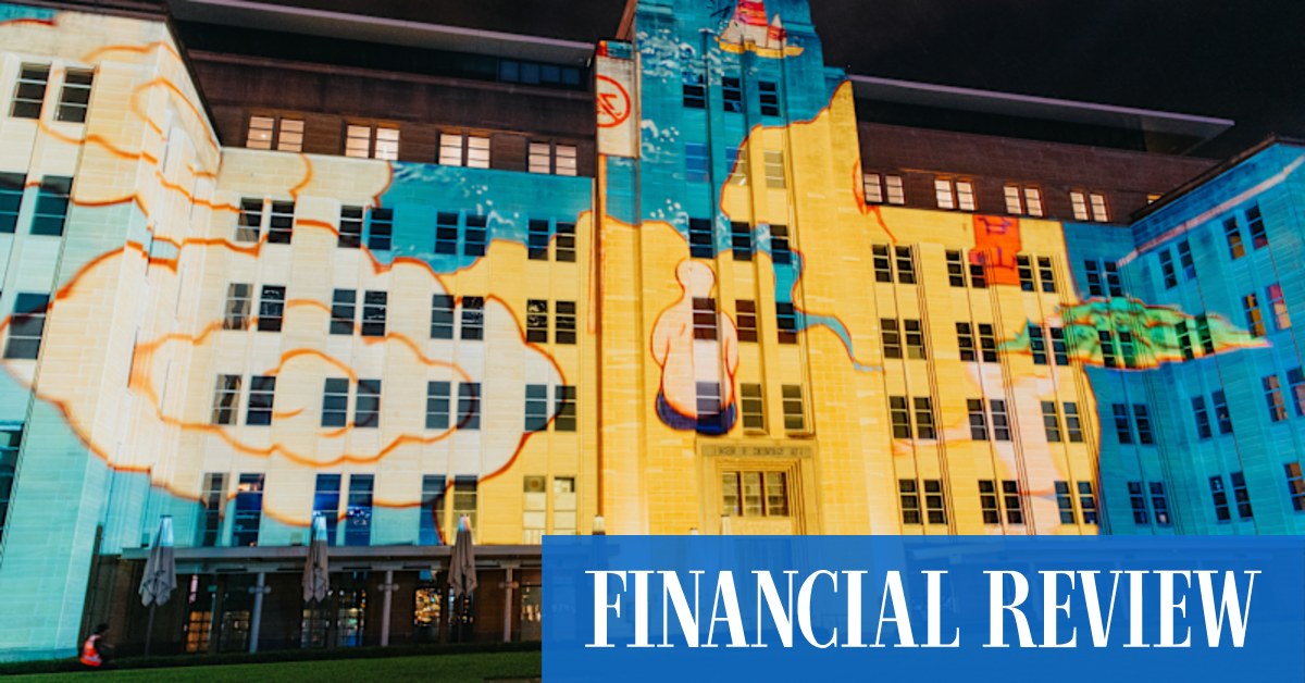 Carlotabmendo nude the voice, the features, the lips and