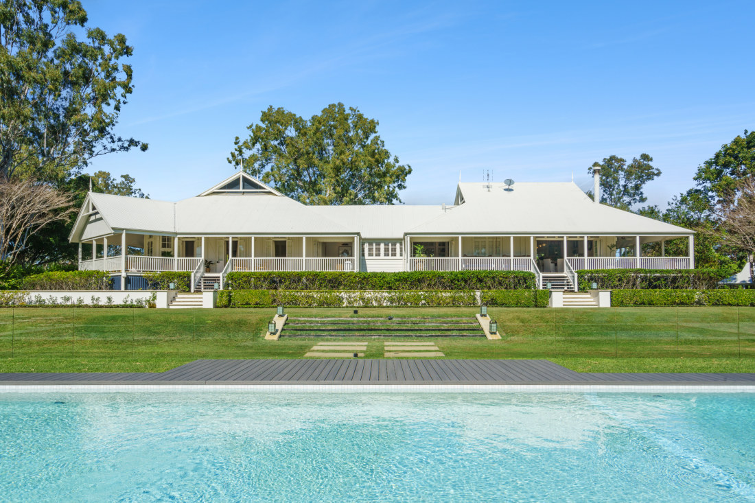 Luxury property: Qantas boss Alan Joyce sells Mosman pad for $21m ...