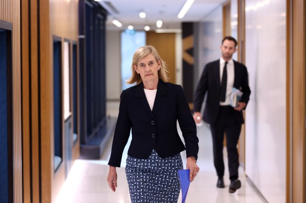 ASIC sues AustralianSuper: Former CEO Ian Silk, directors singled out ...