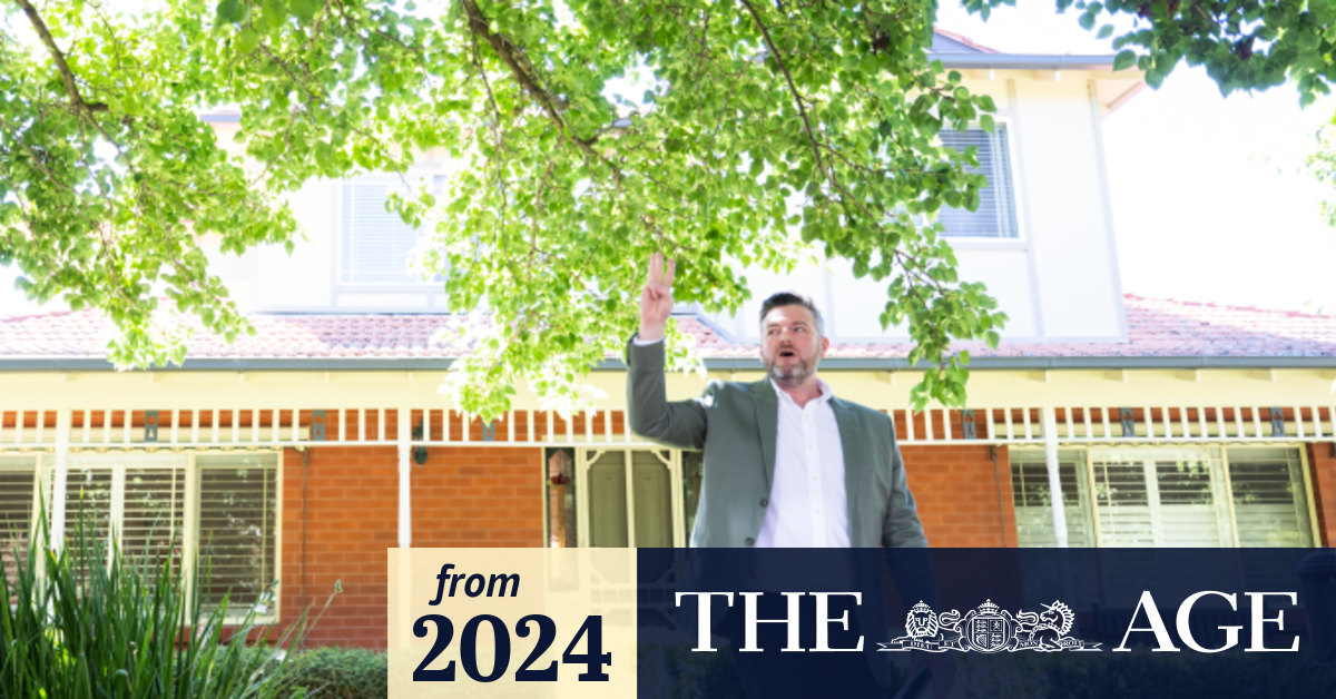 Melbourne auctions: Niddrie house passed in at auction for $1.5 million