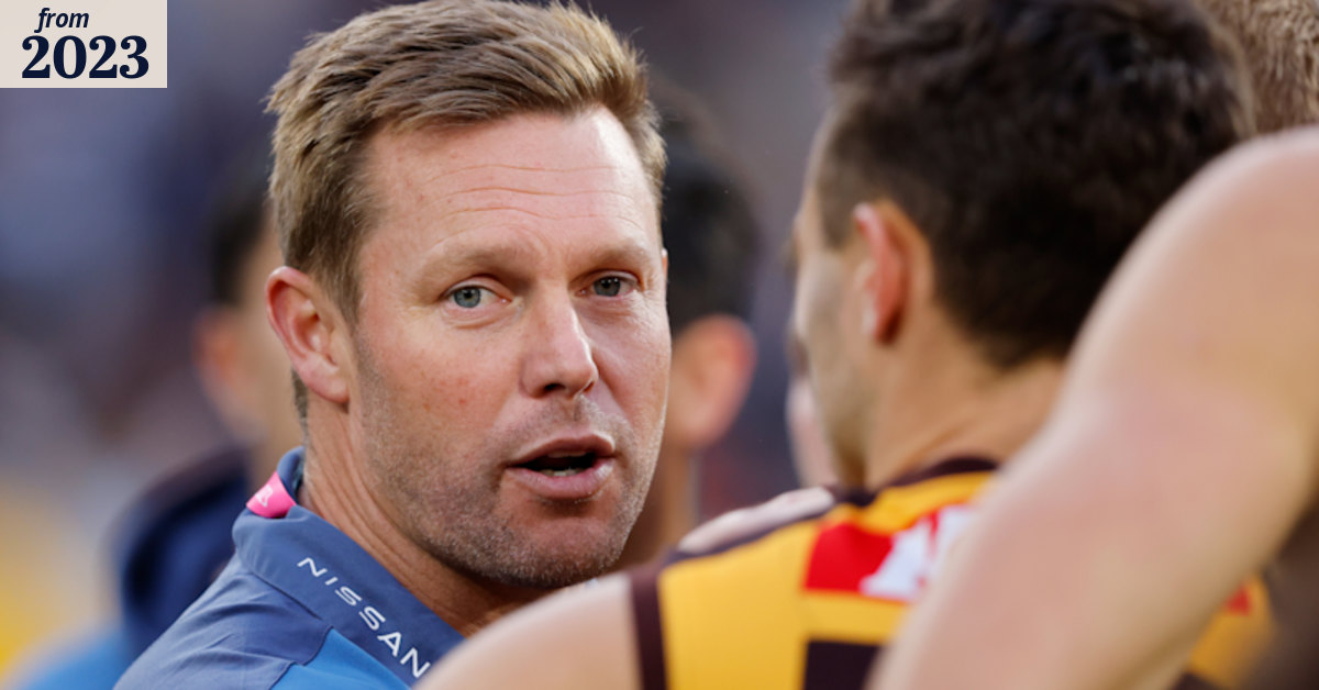 Hawthorn Hawks coach Sam Mitchell struck down with pneumonia