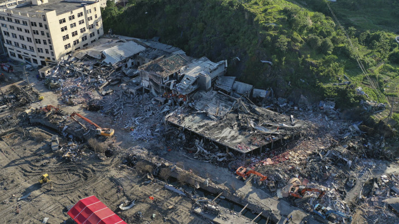 Astonishing footage of deadly LPG explosion