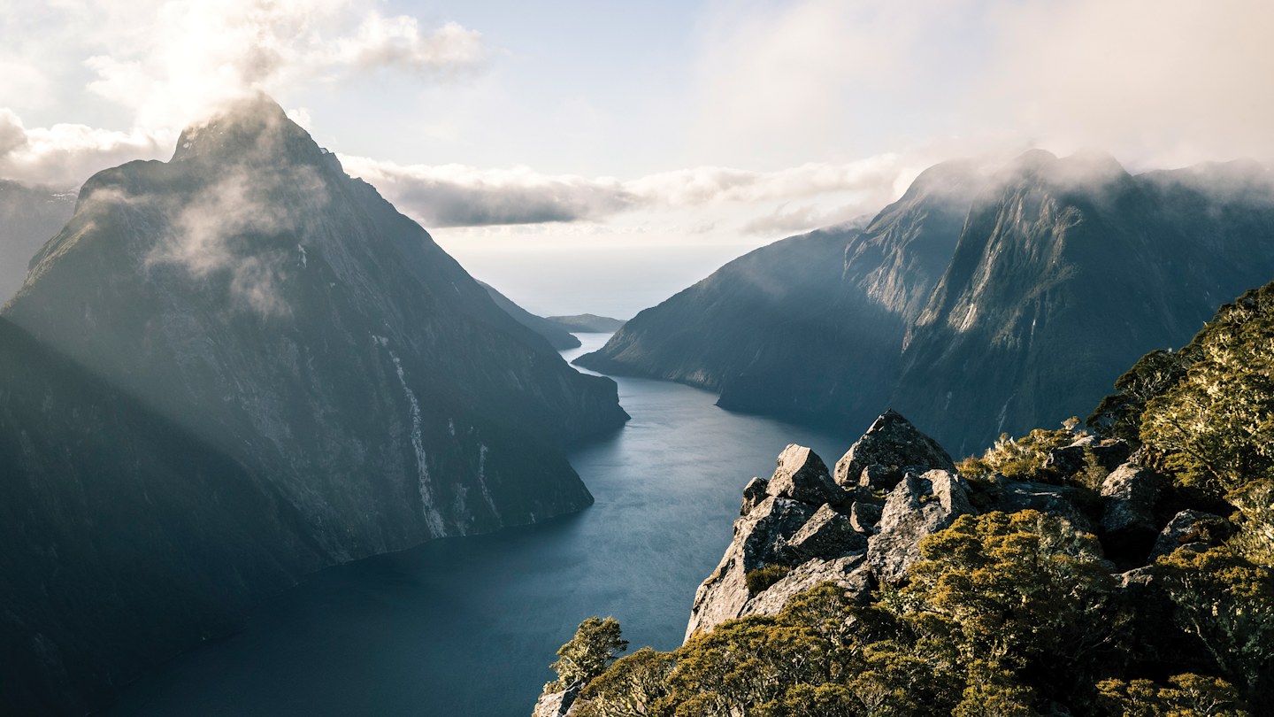Testing RealNZ’s new high-end Milford Sound coach and cruise experience ...