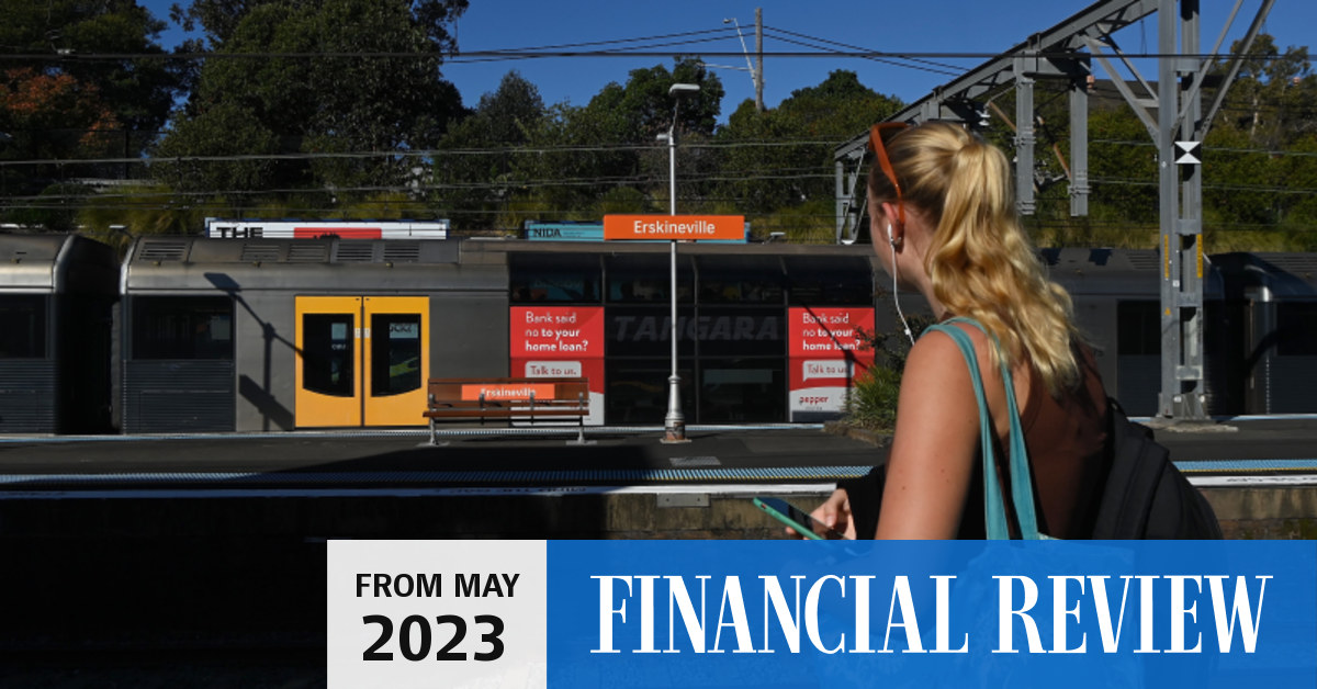 Sydney trains found to be slow and unreliable, review recommends new ...