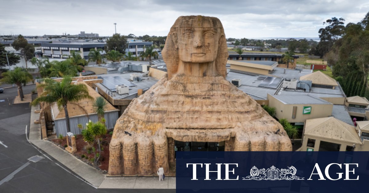 Sphinx Hotel in North Geelong goes up for sale