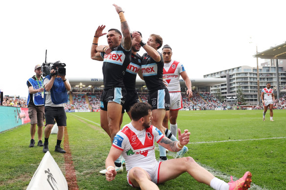 NRL 2024: Cronulla Sharks beat St George Illawarra Dragons to blow NRL ...