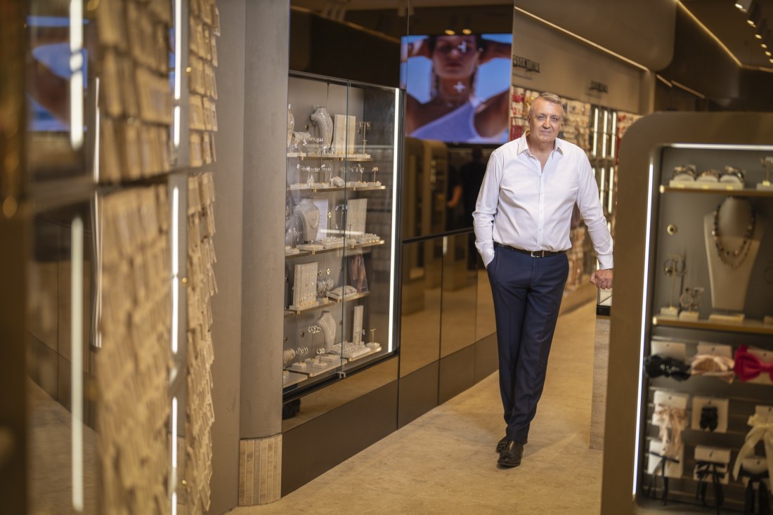 Harli + Harpa stores: Shane Fallscheer takes on his Lovisa jewellery empire