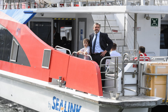 'Faster, cleaner and greener' ferries to be replaced by buses, adding ...