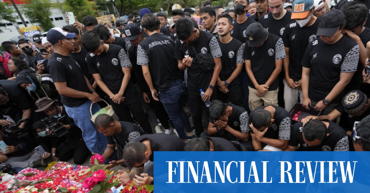 Indonesia soccer match riot: military, police investigated over stadium ...