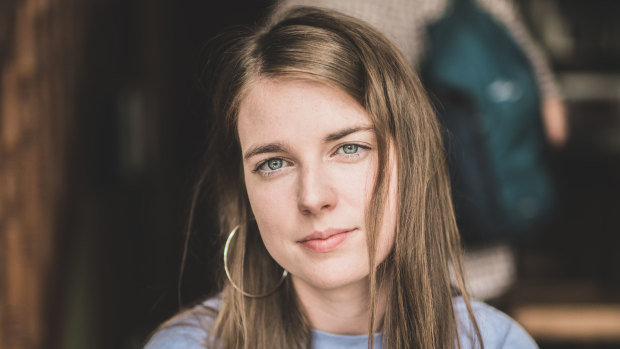 Angie McMahon plays to her strengths with lush, rich vocals