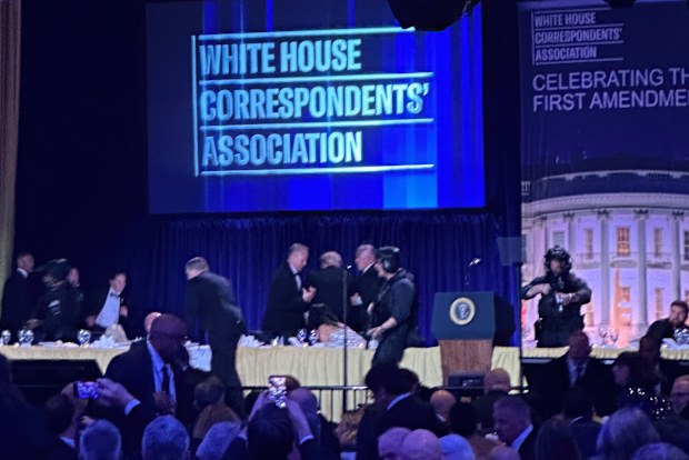 Trump shooting attempt in Washington: media gala descends into chaos as ...