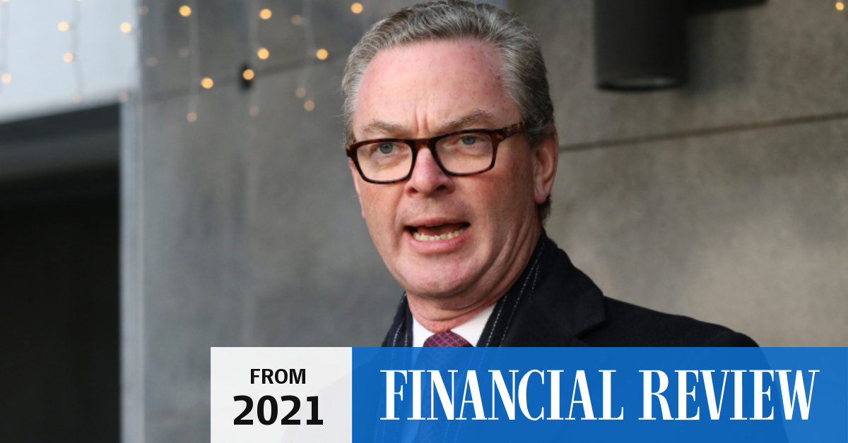 Christopher Pyne demotes Naval Group from his website bio