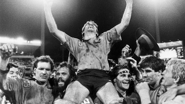 NRL 2022: Steve Mortimer makes surprise visit to Canterbury Bulldogs ...