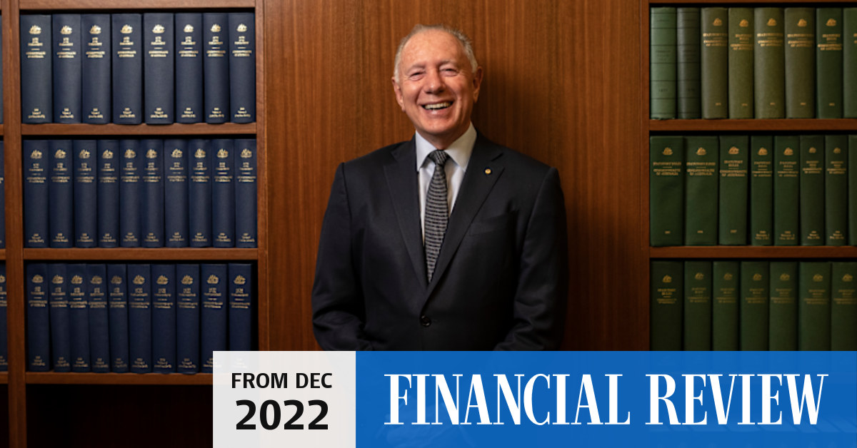 Federal Court judge John Middleton retires after 16 years on the bench