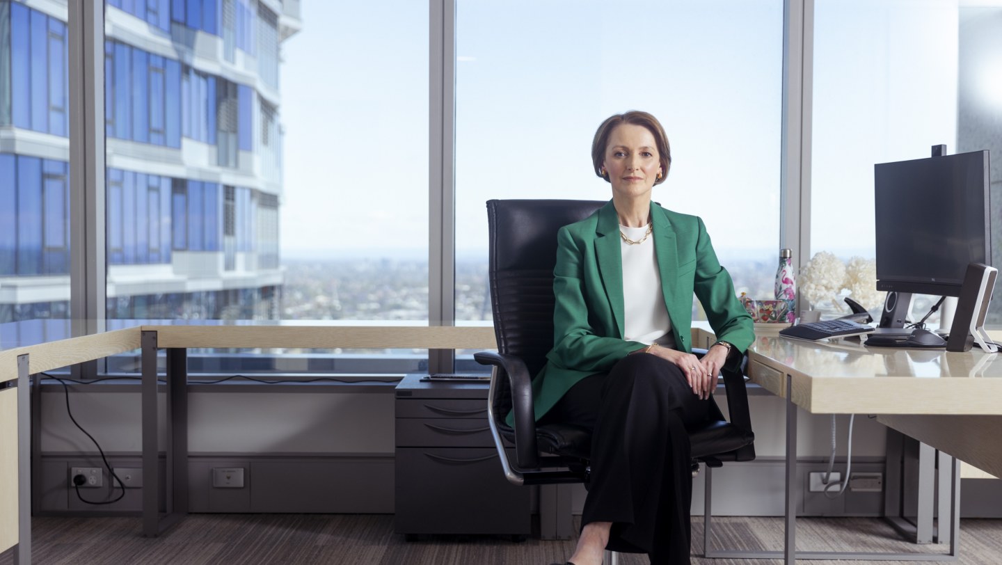 How Telstra CEO Vicki Brady went from pulling beers in her father’s pub ...