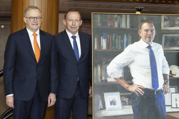 Tony Abbott unveils official prime ministerial portrait by cartoonist ...