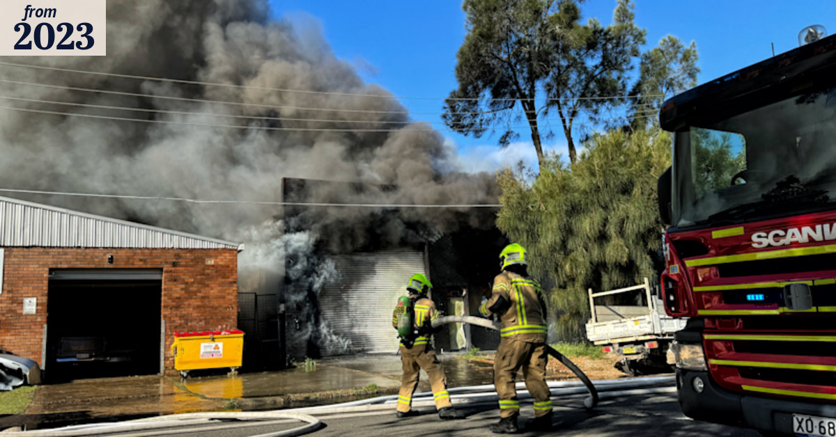Mona Vale fire: blaze engulfs surfboard factory