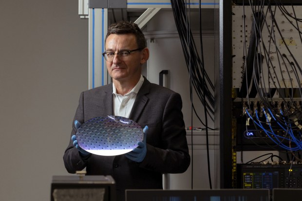 Cashed-up Diraq says it can win the quantum computing race