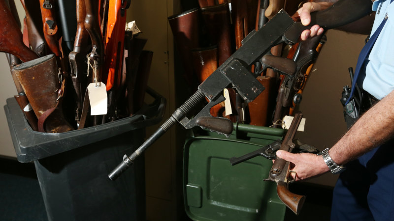 NZ to buy back 'most dangerous weapons'