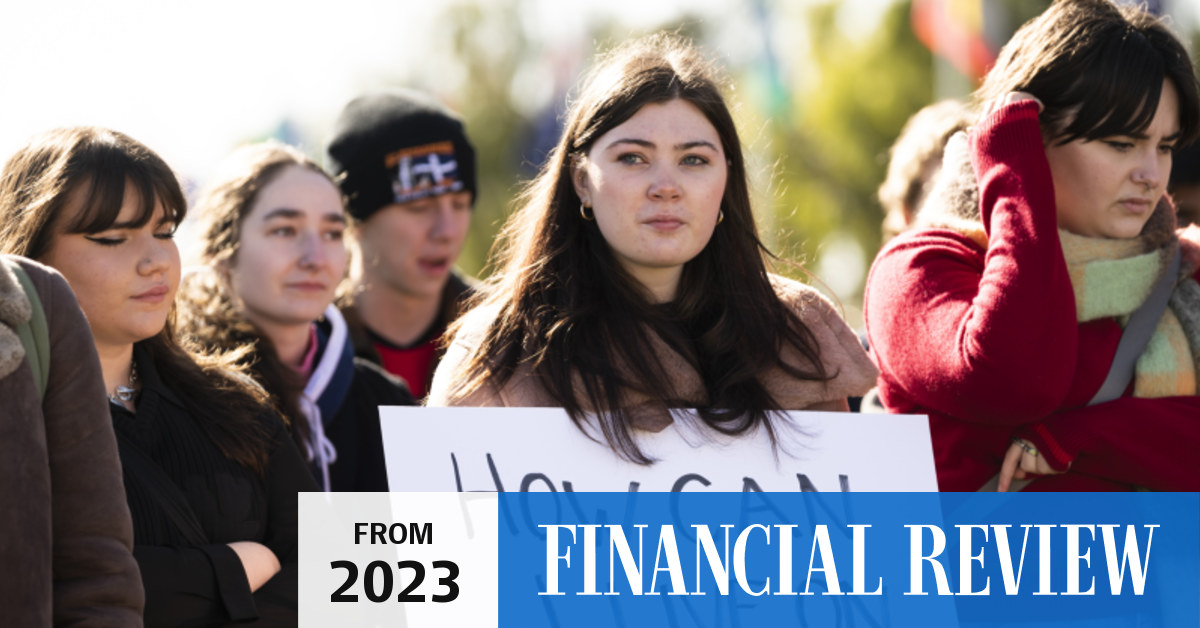 Rise in HECS thresholds will give three million graduates a reprieve