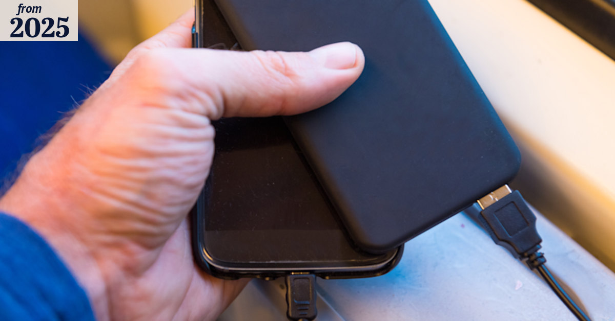 Plane power bank bans: Qantas, Virgin to ban use of battery packs on ...