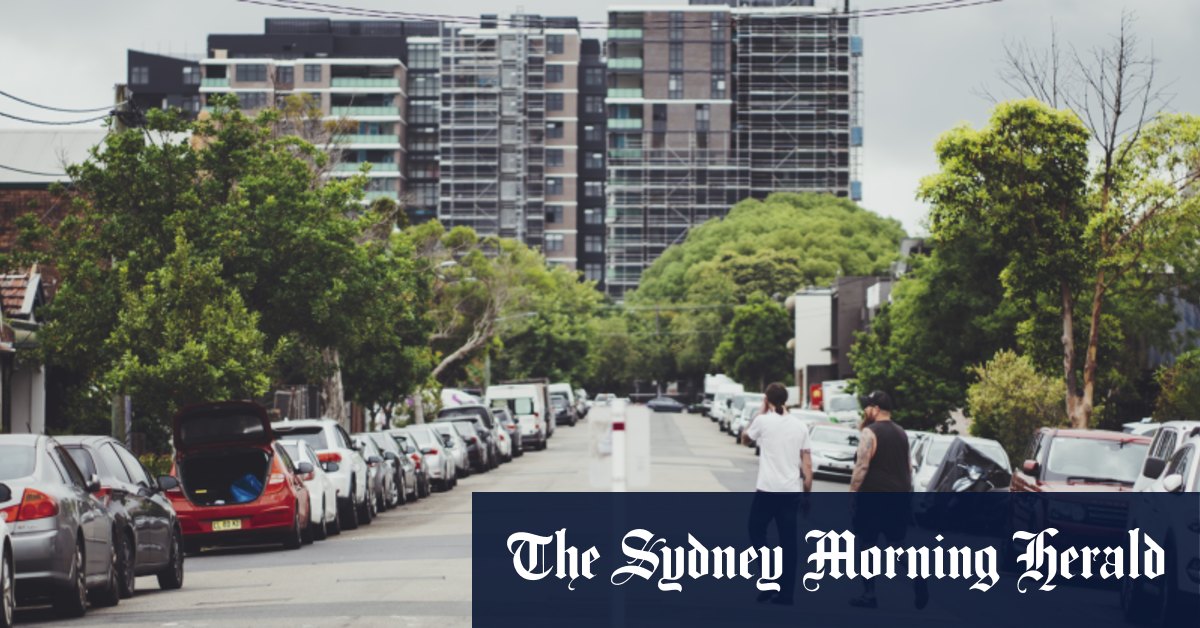 Sydenham is just 6 km from the Sydney CBD and has three train lines ...