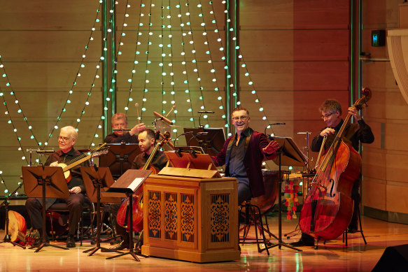 Melbourne review wrap: Noël! Noël!; Victorian Opera’s A Christmas Carol ...