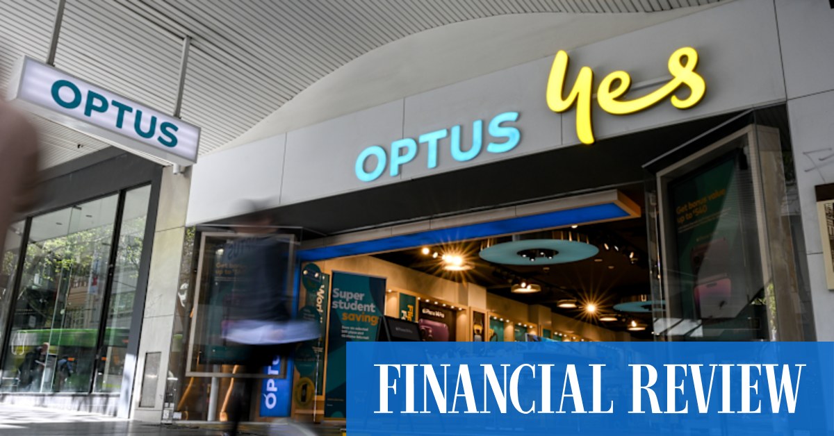 Former Optus executives ignored red flags over fraudulent phone ...