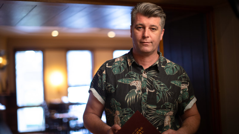 Former Kyneton priest Peter Waters charged over historical sexual abuse ...