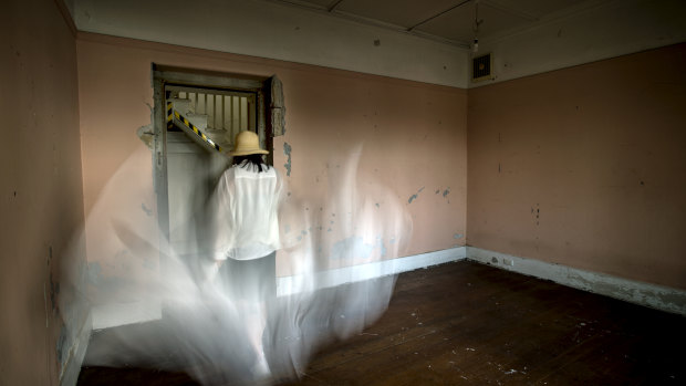 Sydney ghost tours uncover city's spooky past