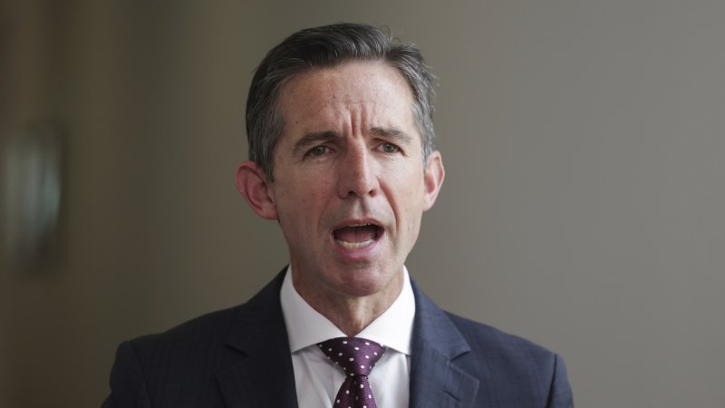 Simon Birmingham announces retirement from politics after 17 years in ...