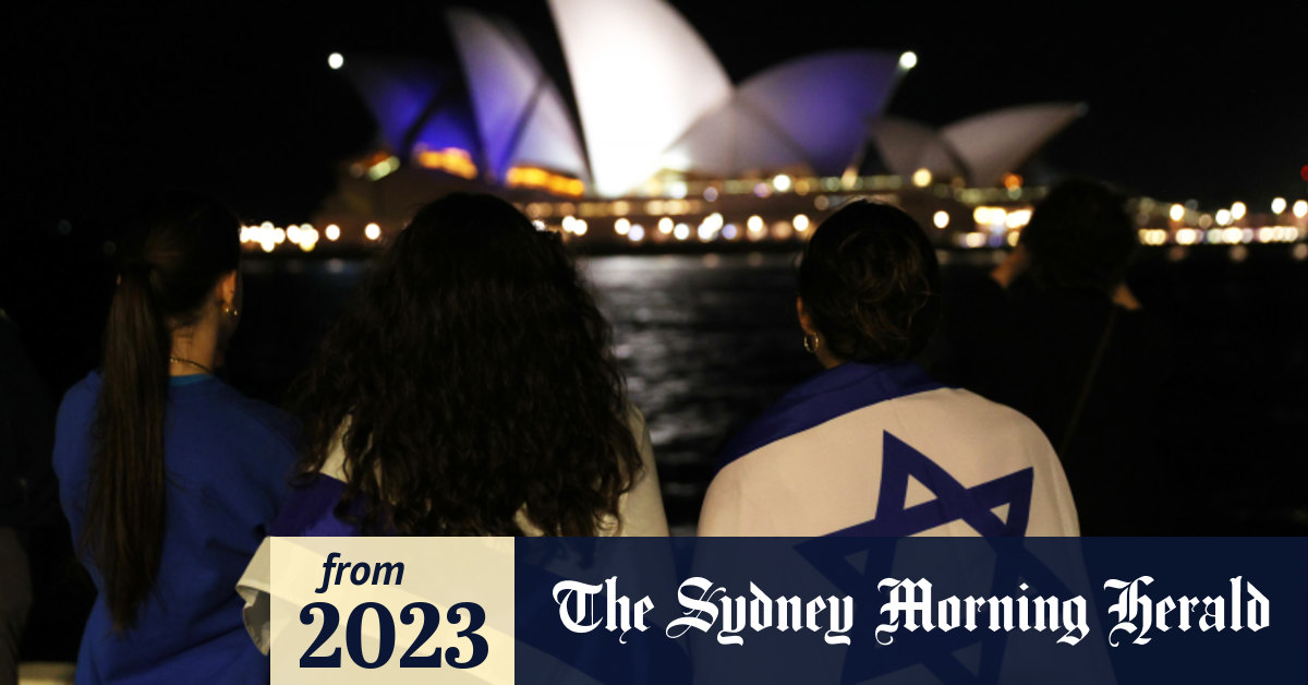 ‘Cheap billboard’: Call for moratorium on Opera House political projections