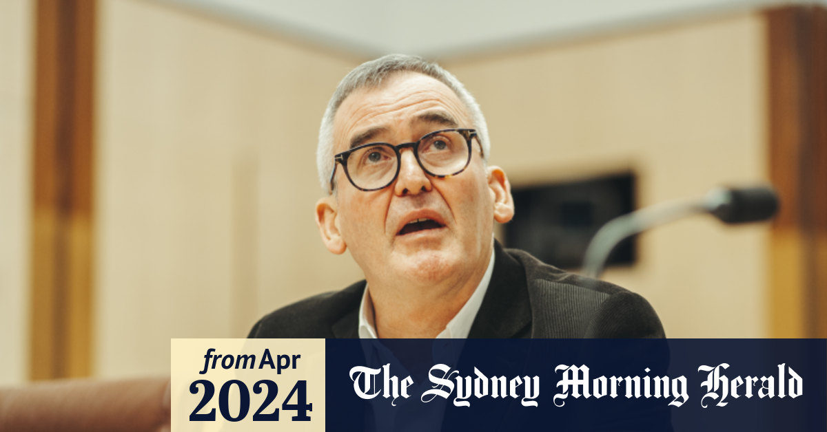 Supermarket inquiry: Woolworths chief Brad Banducci threatened with ...