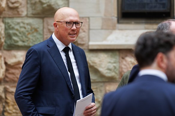 Ron Boswell funeral: Anthony Albanese, Barnaby Joyce attend service for ...