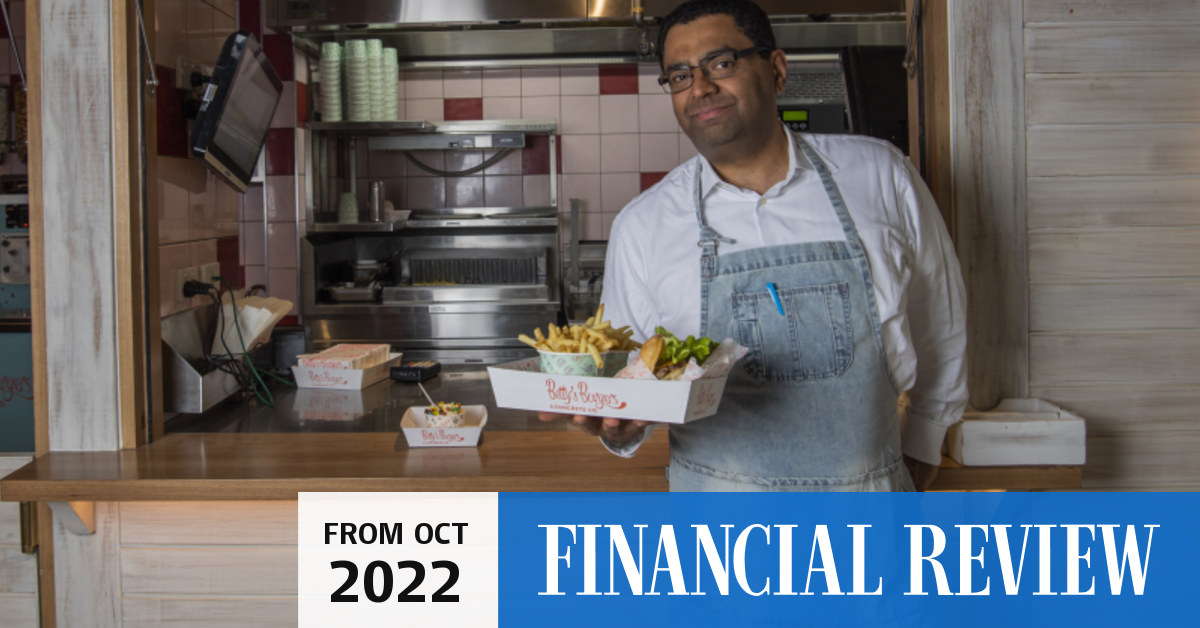 Retail Zoo float kept warm, just in case