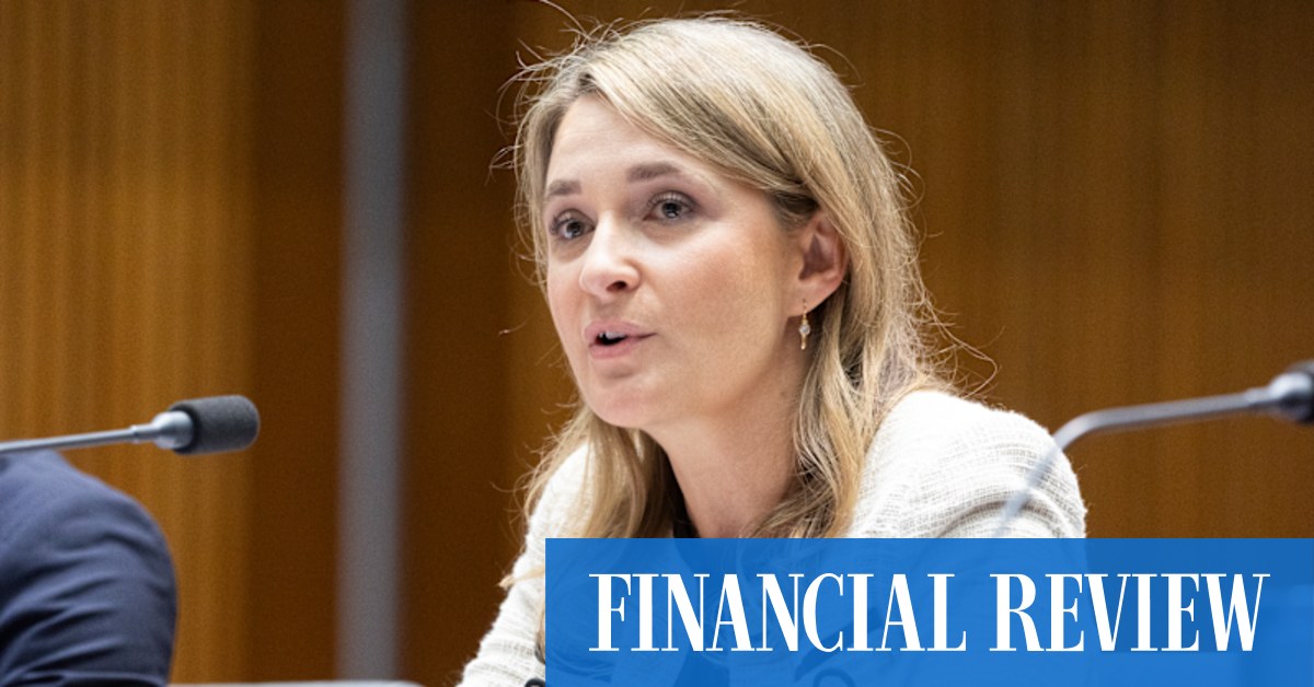 Former Optus CEO Kelly Bayer Rosmarin hard-launches her comeback