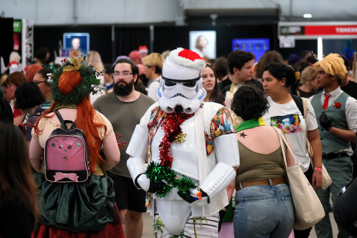 Cosplayers revel in Oz Comic-Con Christmas special at Melbourne Showgrounds