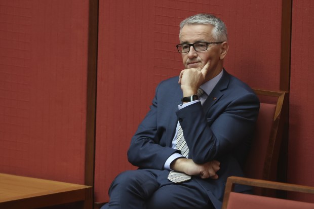 Rennick to cross floor on national cabinet secrecy laws