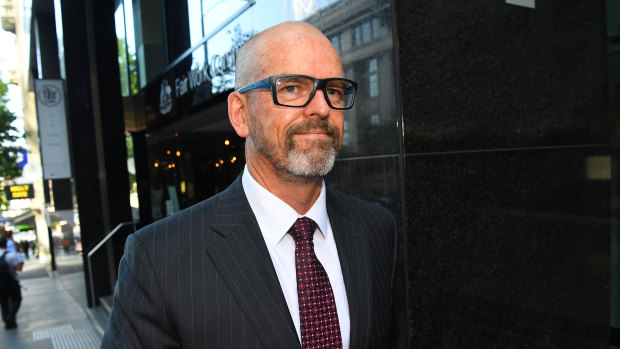 Nicola Gobbo: Simon Overland believes corrupt police stopped successful ...