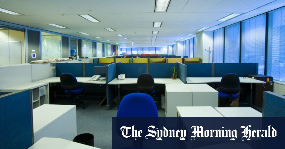 More than one in three office desks sit empty all week long