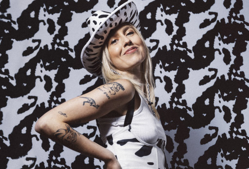 Freya Josephine Hollick’s new album The Real World is finally released ...