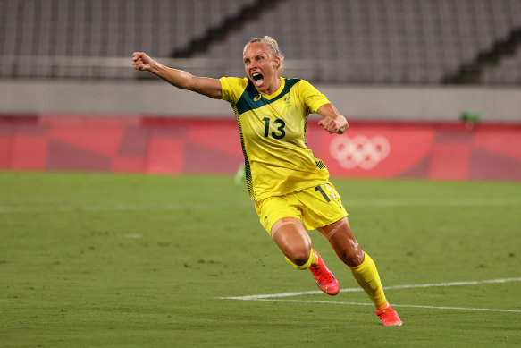 Yallop tests positive as COVID sends scare through Matildas camp