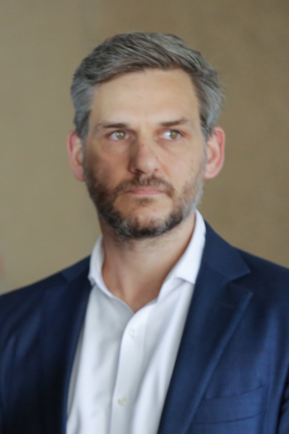 Queensland Greens push plans to end fossil fuel industry