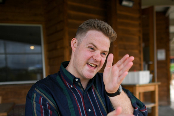 ABC cancels Tom Ballard over Liberal Party supporter jokes