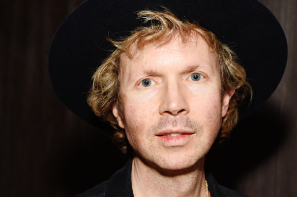 Beck reveals he is not a Scientologist