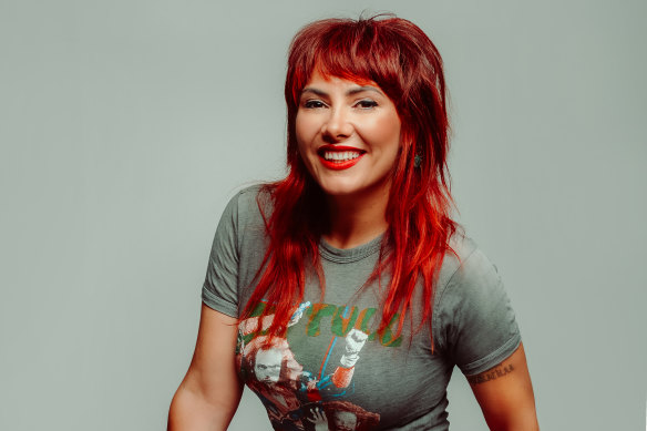 Killing Heidi frontwoman Ella Hooper takes a country turn