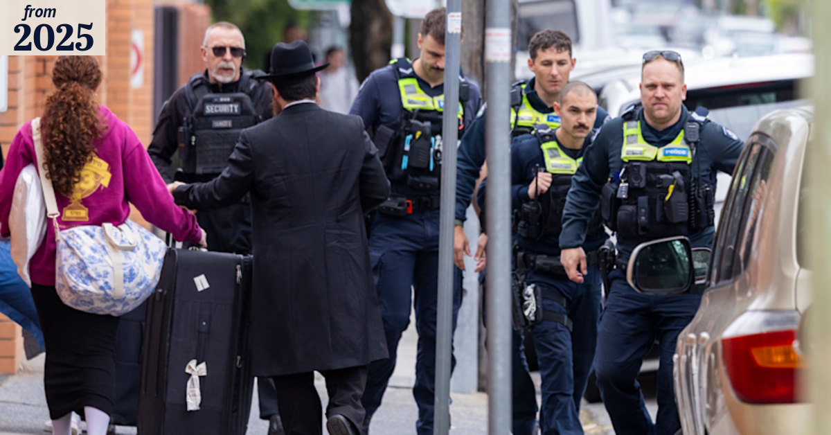 Bondi Beach massacre: Police in Melbourne boost security as Hanukkah ...