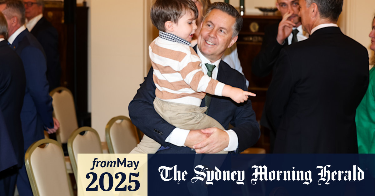 Labor ministry swearing-in: Ministers, families at Government House